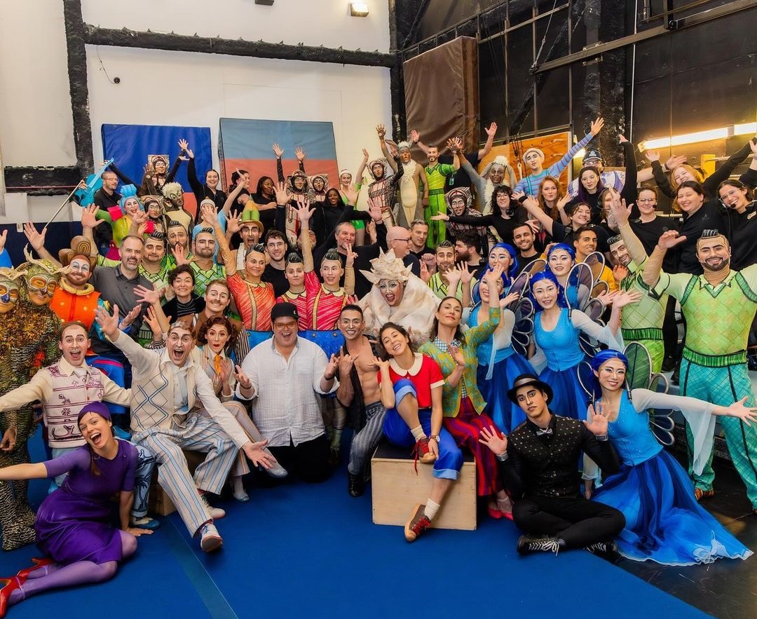 Josh Gad Visits Cirque du Soleil's Drawn to Life at Walt Disney World ...