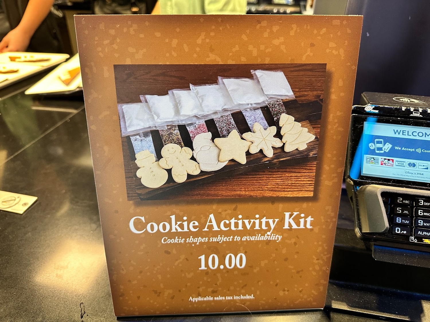 Photos / Video: Holiday Magic Comes to CommuniCore Hall at EPCOT with ...