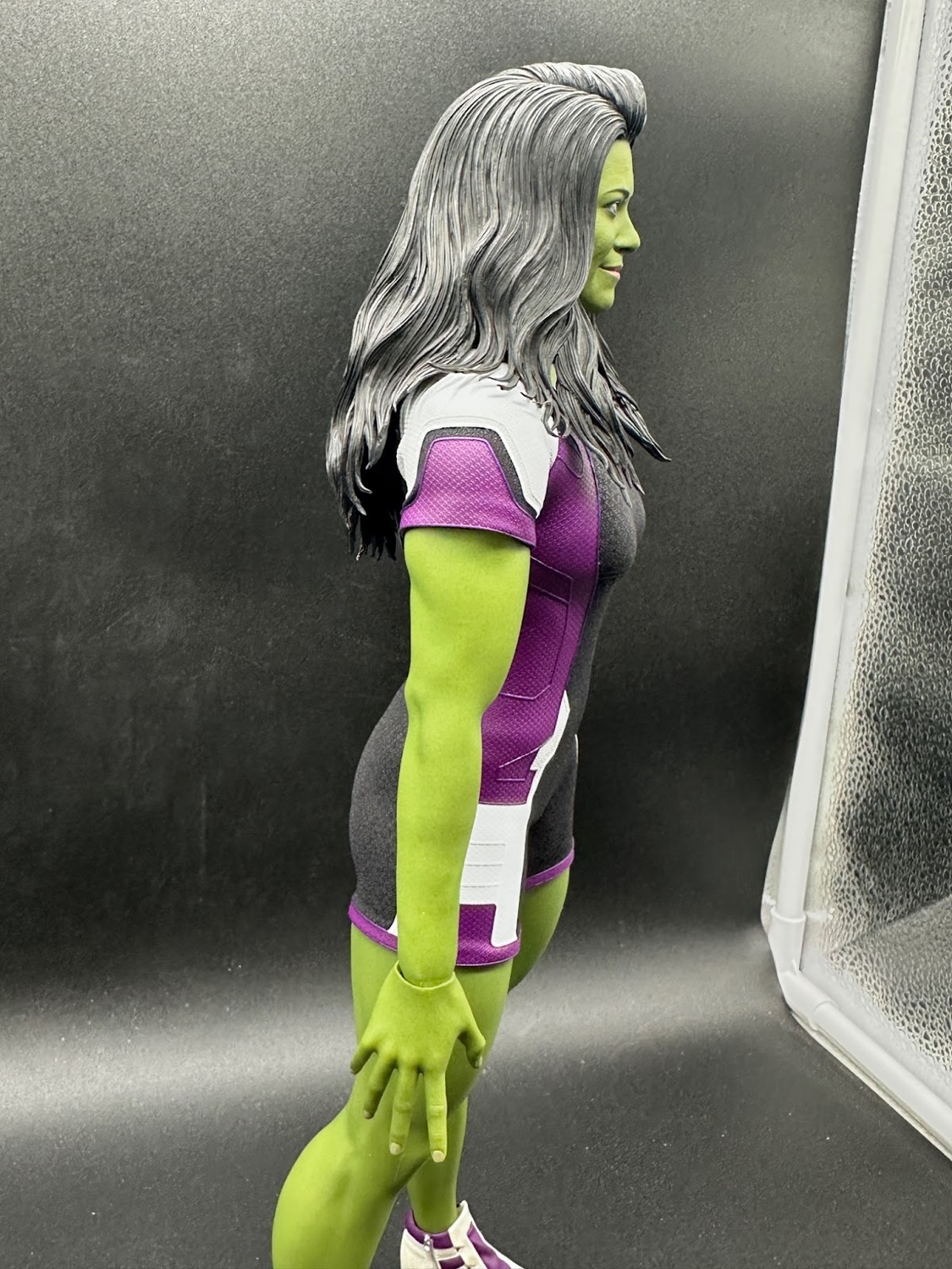 Hot Toys She-Hulk Sixth Scale Figure Review