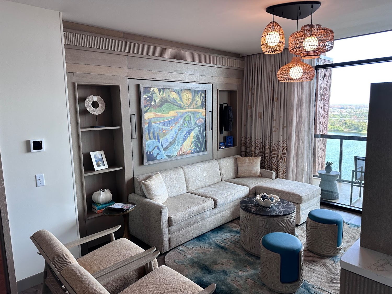 Photos / Video: Touring All Rooms Types of the New Island Tower at ...