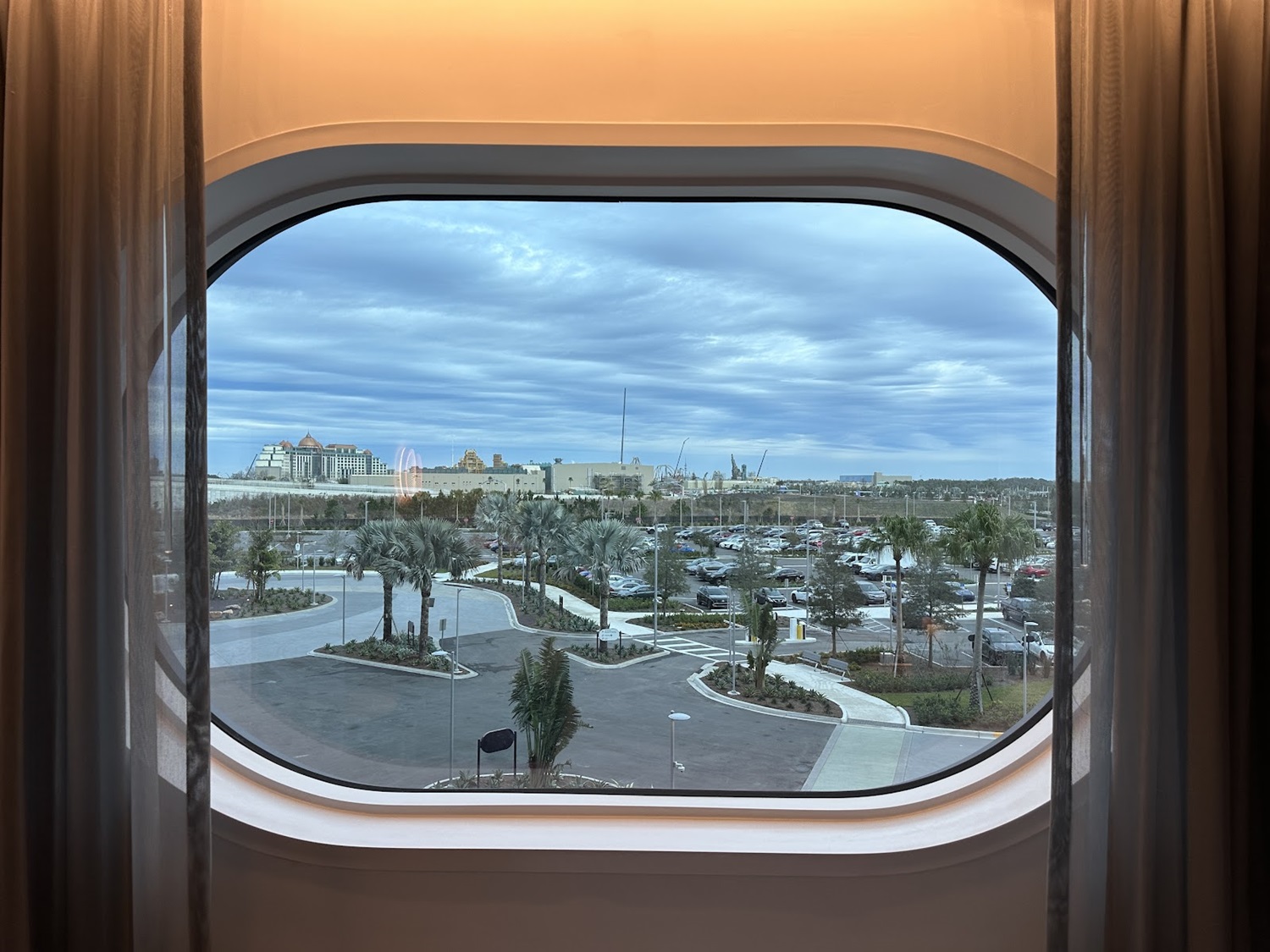 Photos: Take a Look Around The Rooms of the New Universal Stella Nova ...