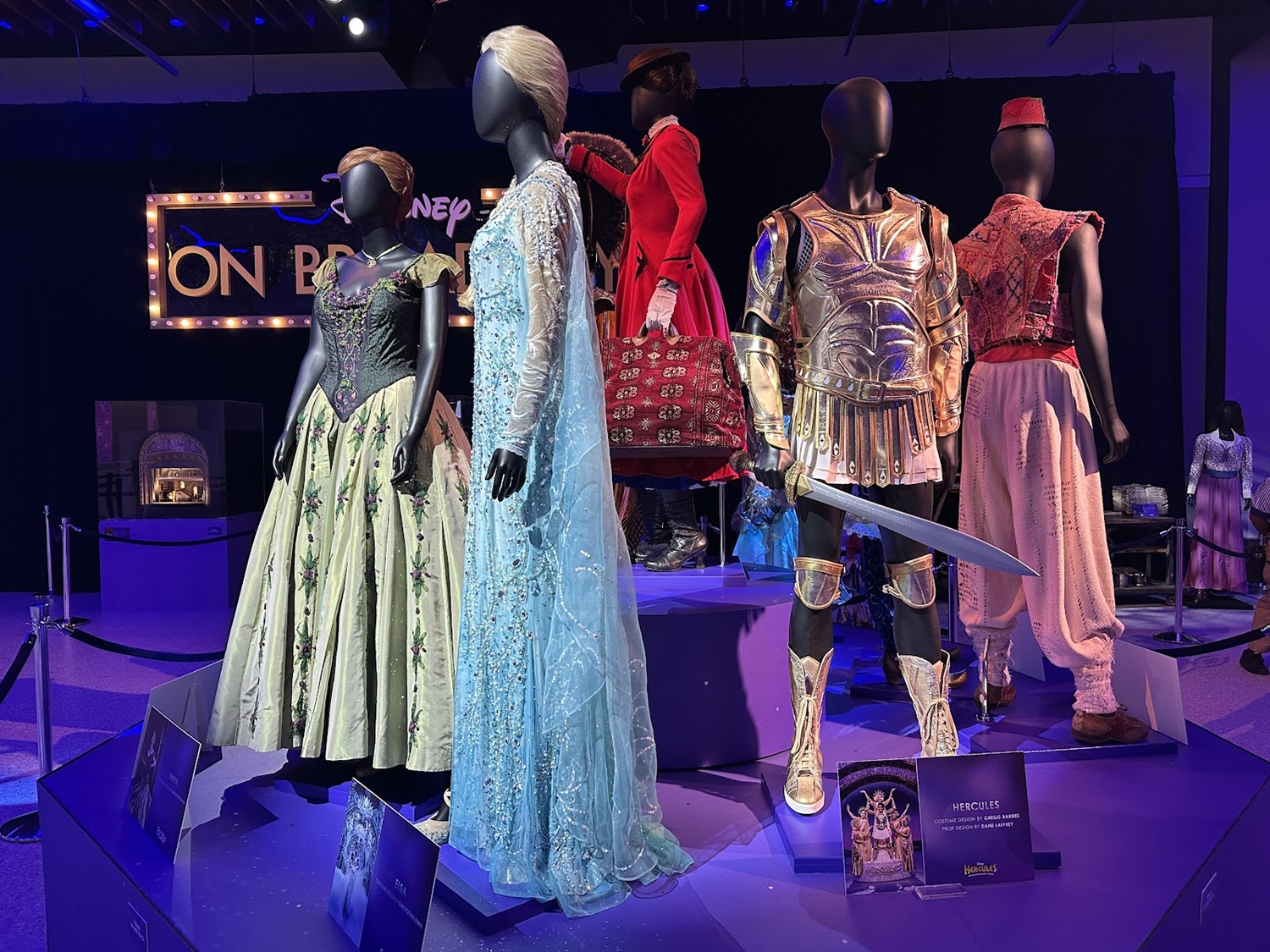 Photos: Communicore Hall Transformed Into Celebration of 30 Years of ...