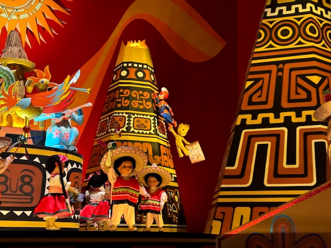 Photos: Marvel Gets Cute as “it’s a small world with Groot” Debuts at ...