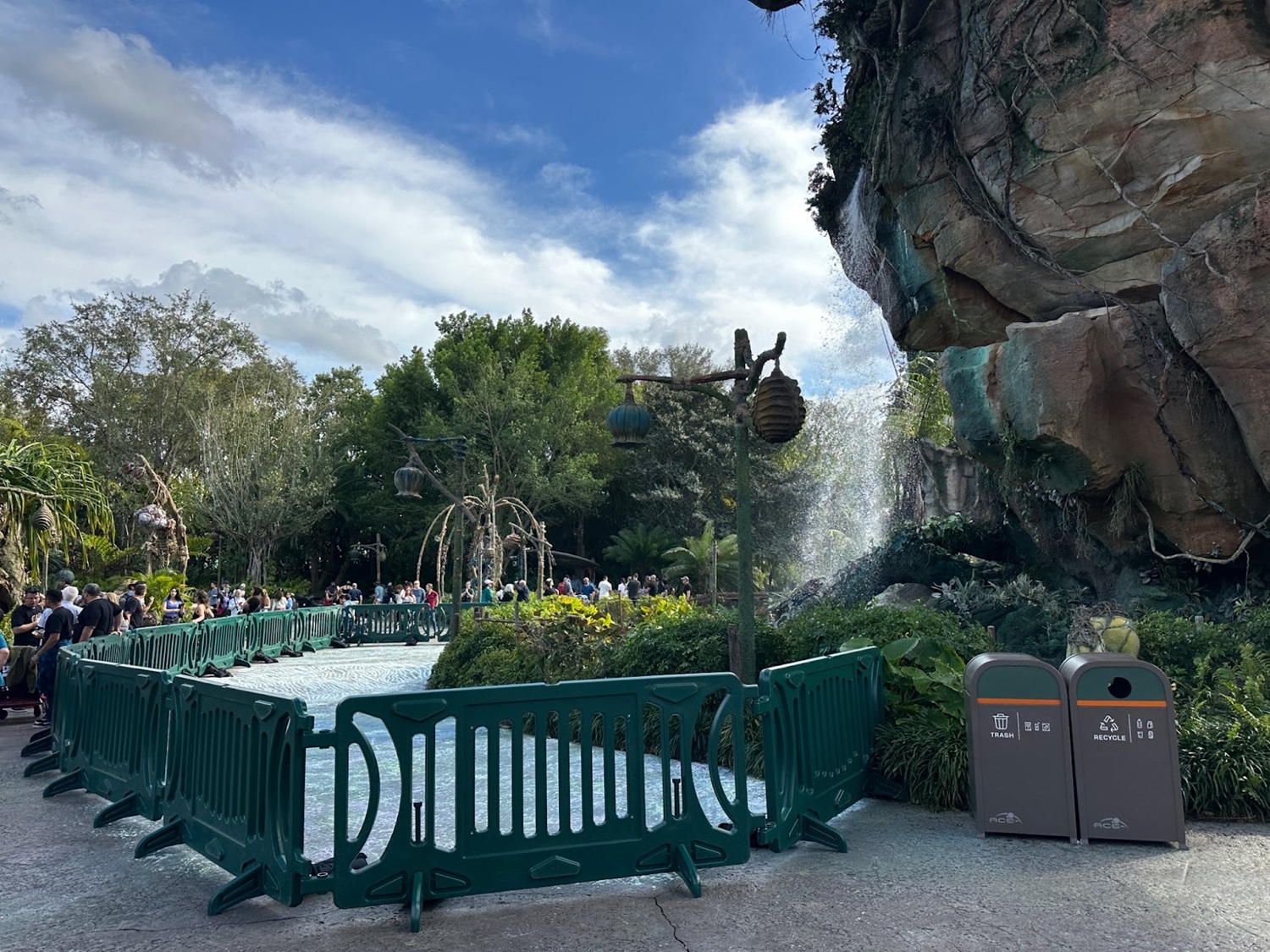 Photos: Pandora - The World of Avatar Bioluminescent Ground Getting a ...