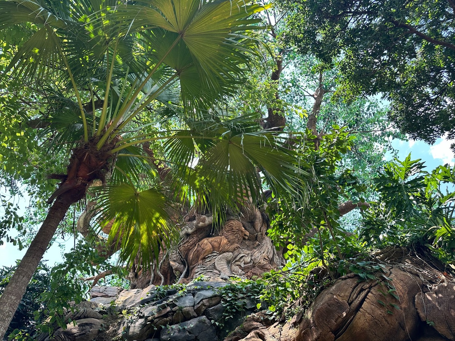 Photos: A Close Up Look at the Immersive Queue of It's Tough to be a ...