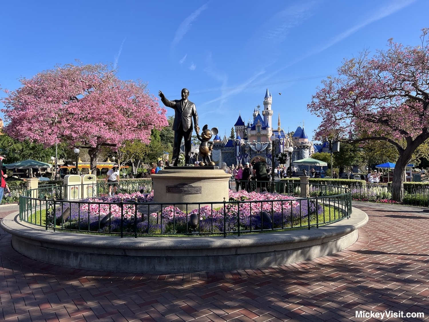 Top 5 Tips for Visiting Disneyland In Spring 2025 - LaughingPlace.com